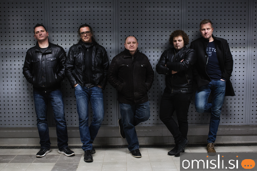 Skupina Weekend Band – Weekend Band - na področju komercialno-zabavne ...